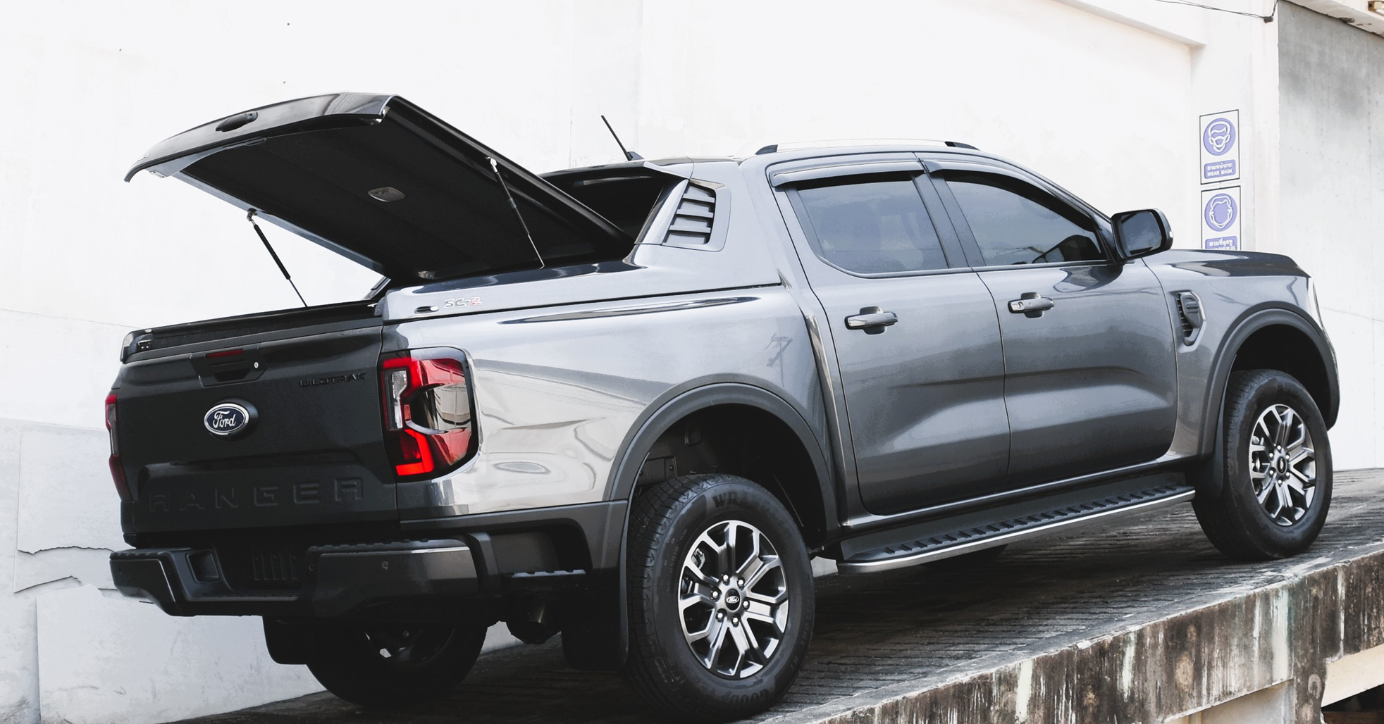 Sports Tonneau Cover (Alpha SC-Z) for the 6th Gen Ford Ranger ...