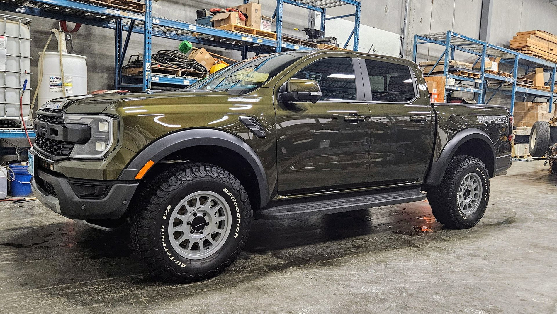 New shoes on 2024 Ranger Raptor: Method 703 17x8.5 +35 wheels ...