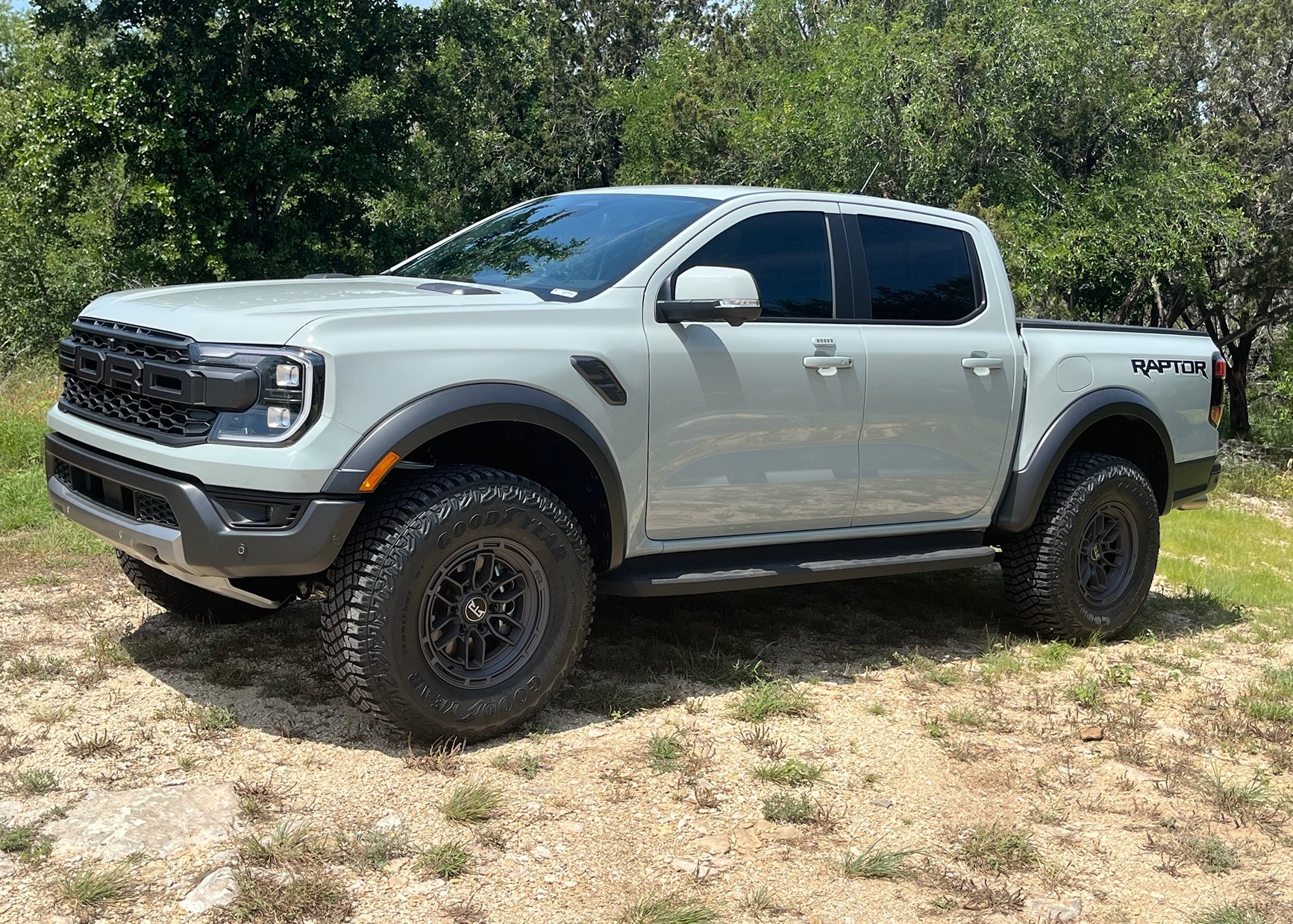 RTR EVO 6 - 17x9 +30 wheels with 315/70/17 tires on Ranger Raptor ...