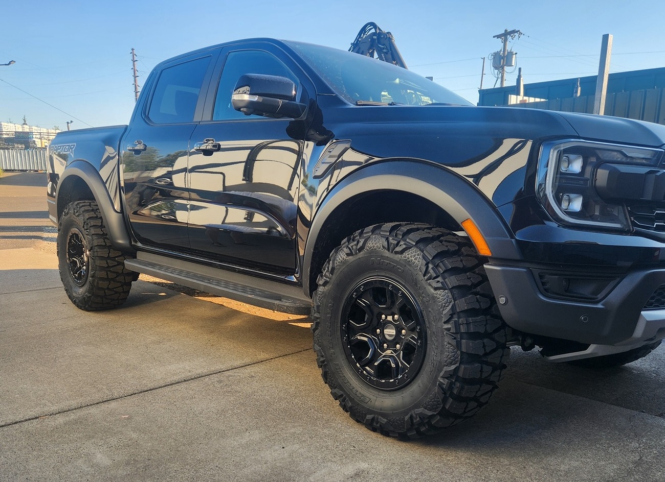 35x12.50r17 Nitto Mud Grappler Tires (w/ no lift) installed on 2024 ...