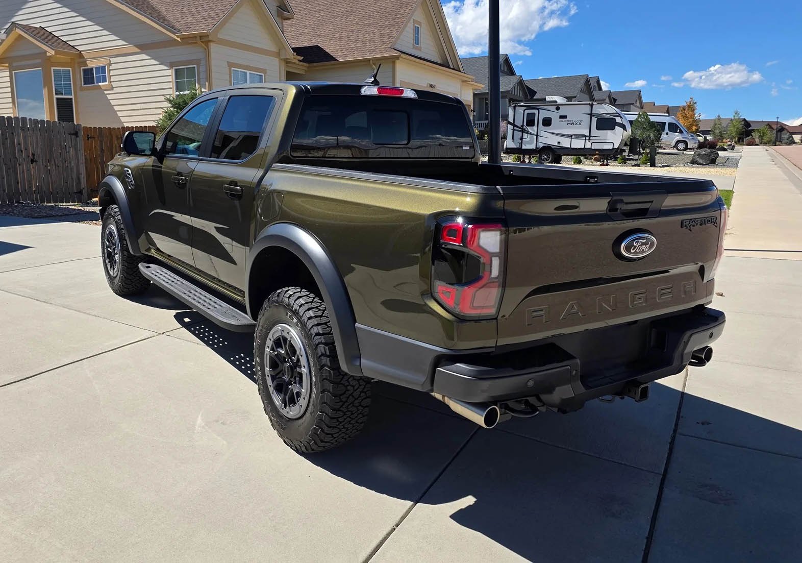Debadged Shelter Green Ranger Raptor in direct sunlight. | Ranger6G - 2024+ Ranger & Raptor ...